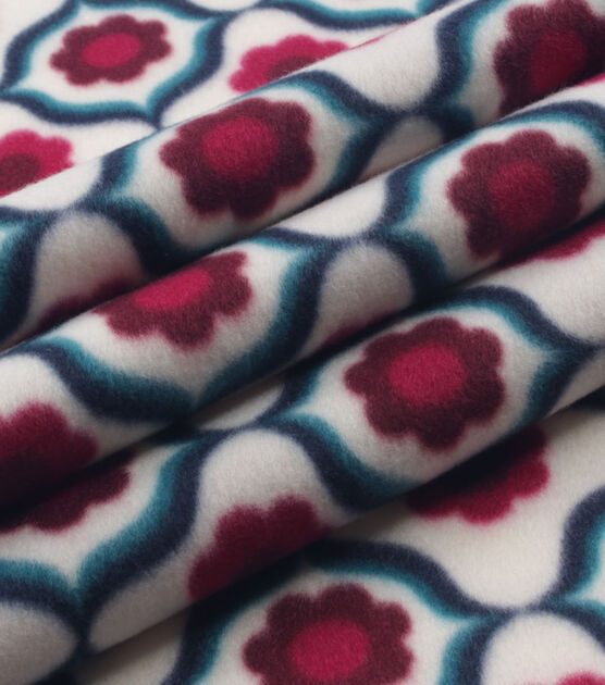 Geometric With Daisies Blizzard Fleece Fabric Joann