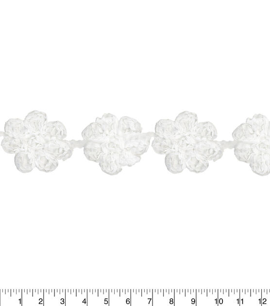 Simplicity Daisy Trim 3 White Joann