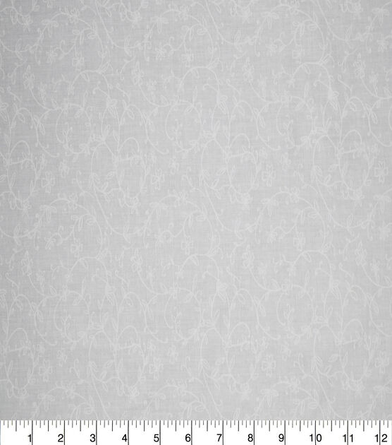 Small Floral Vines On White Quilt Cotton Fabric By Quilters Showcase