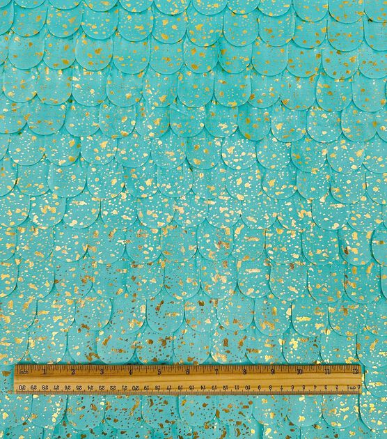 Metallics Scallops On Green Taffeta Fabric By Glitterbug Joann